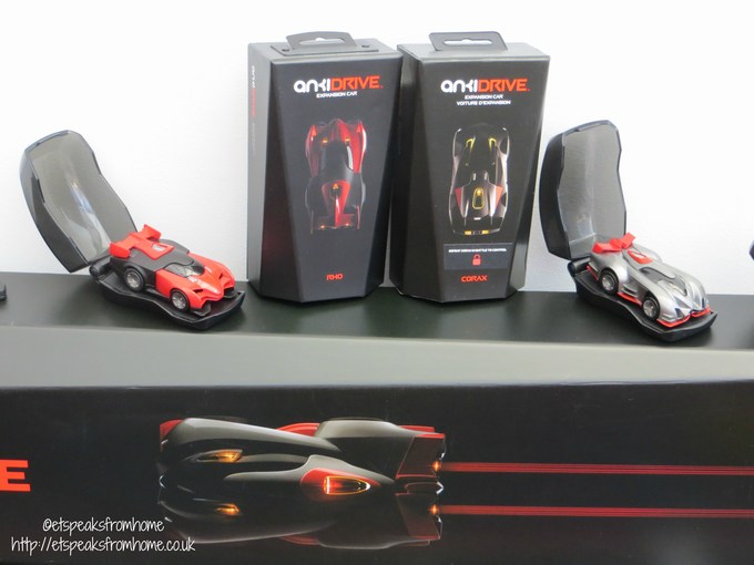 Anki DRIVE Car Racing Review - ET Speaks From Home